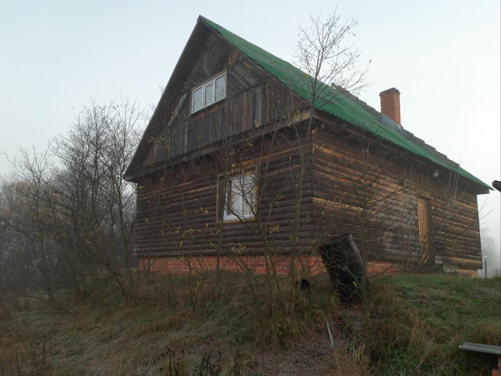 Avcılar ve balıkçılar Toroka house of hunter and fisherman, Gomelskaya oblastı, foto