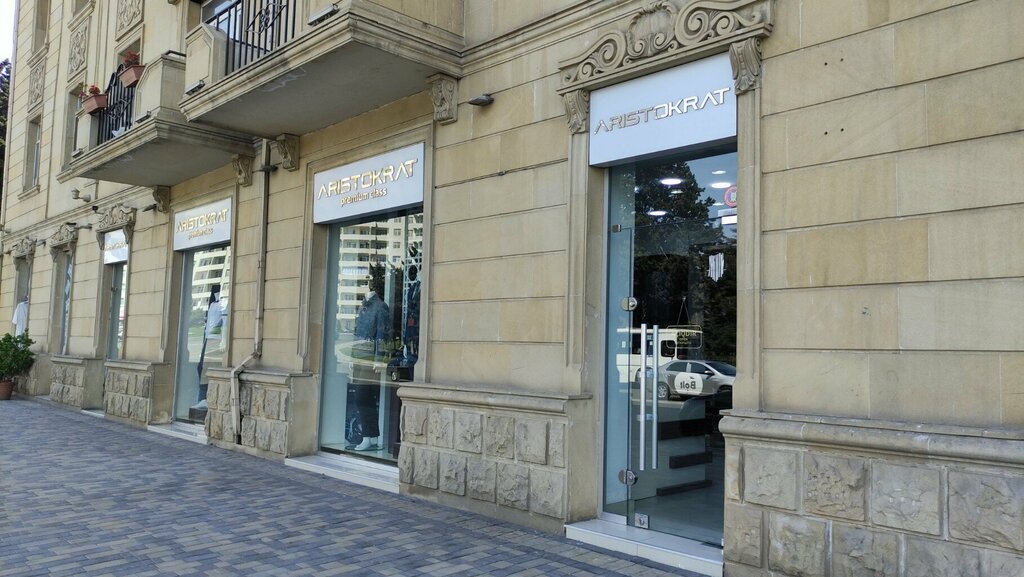 Giyim mağazası Aristokrat razin, Bakü, foto