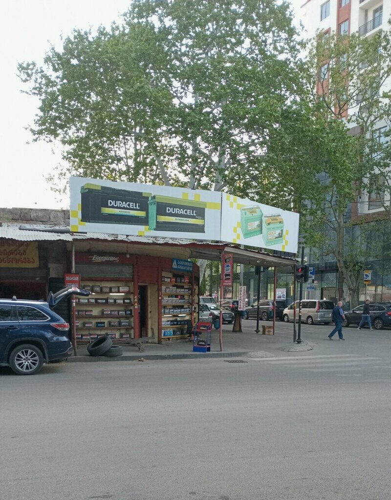 Araç camlarının renklendirilmesi მინების დამუქება, Tiflis, foto