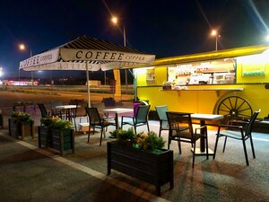 Coffee Copper (İstanbul, Arnavutköy, Tayakadın Mah.), kafe  Arnavutköy'den