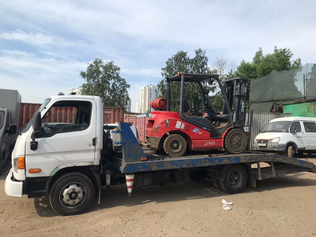 Çekici hizmeti Evakuator, Moskova, foto