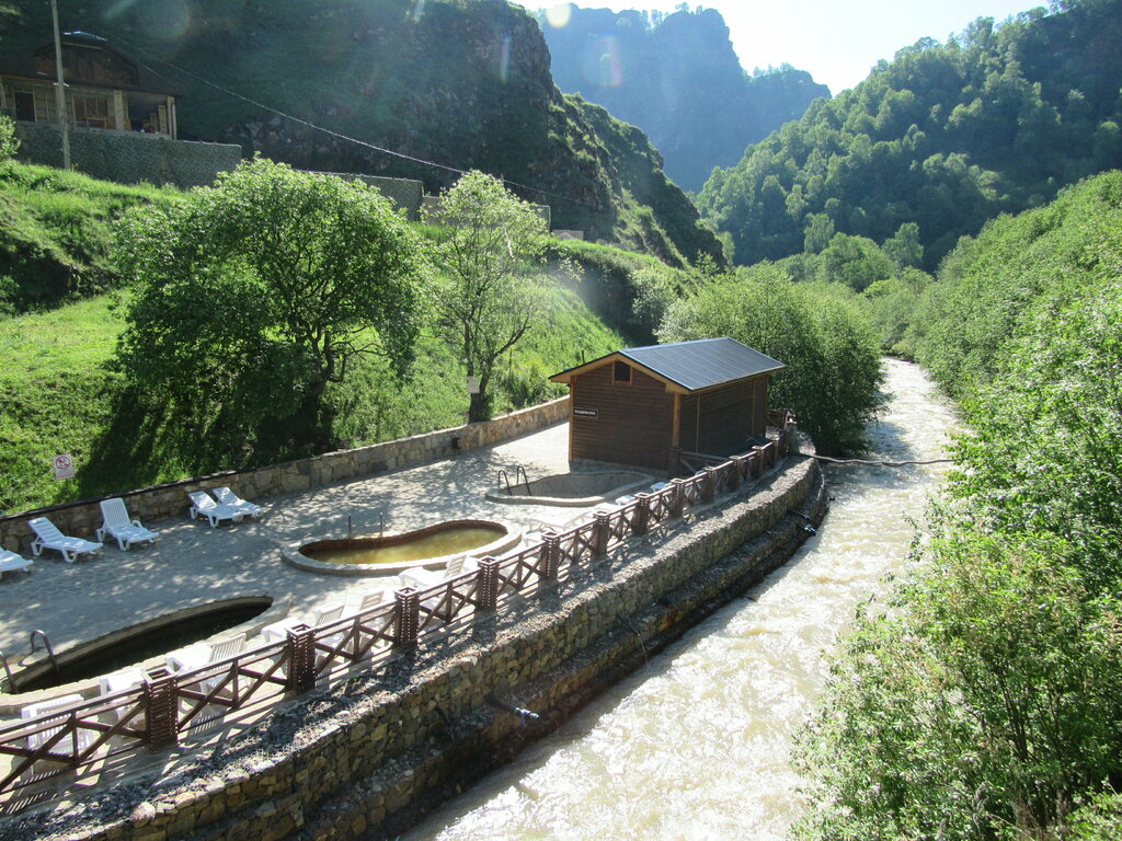 Turistik yerler Бассейны с нарзаном, Kabardino‑Balkarya, foto