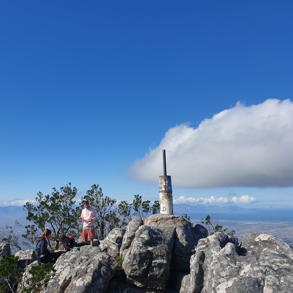 Dağ zirvesi Devil's Peak, Capetown, foto