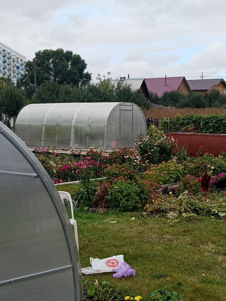 Pleksiglas, polikarbonat Тепличник, Mejdureçensk, foto