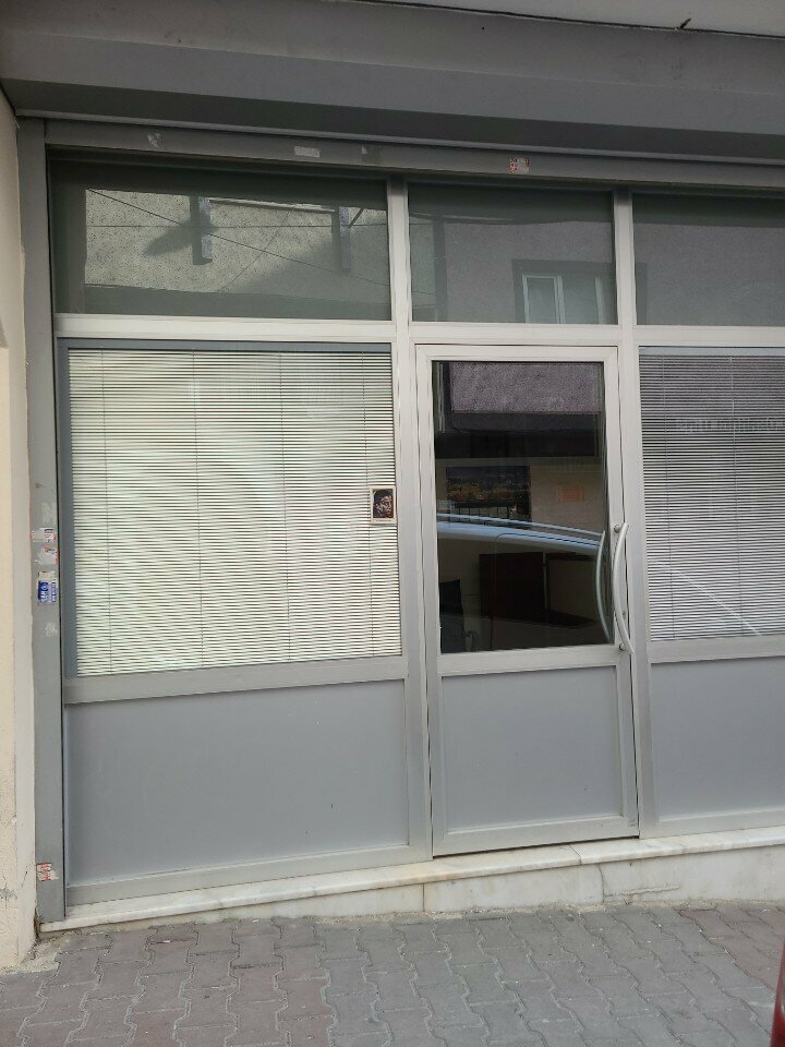 Muhtarlıklar Menderes Mahallesi Muhtarlığı, İstanbul, foto