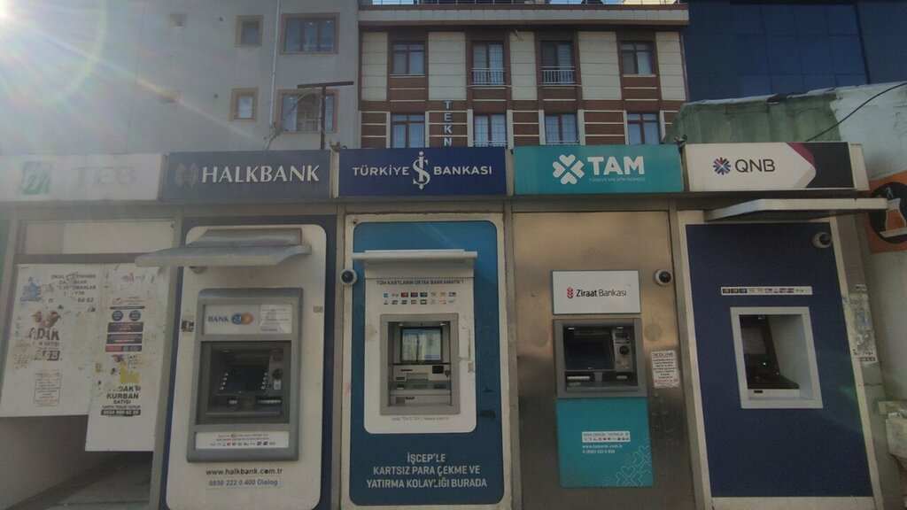 ATM'ler Ziraat Bankası ATM, İstanbul, foto