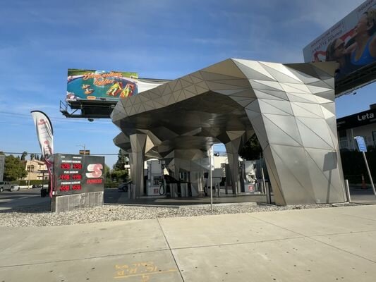 Benzin istasyonu Speedway Express, Los Angeles, foto
