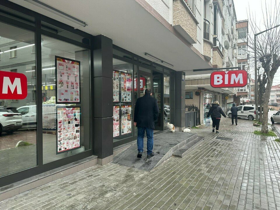 Süpermarket Bim, İstanbul, foto