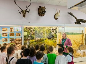 Istoriko-Krayevedchesky Muzey im. N. G. Zavgorodnego (ulitsa Lenina No:100, Mikhailovsk), müzeler ve sanat galerileri  Mikhaylovsk'tan