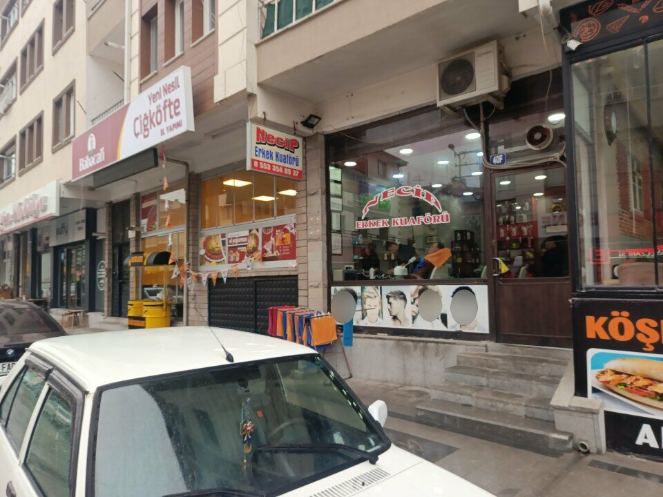 Berberler Necip Erkek Kuaförü, Ankara, foto