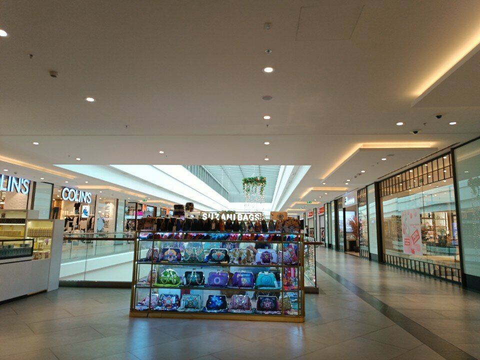 Çanta ve valiz mağazaları Suzani Bags, Bakü, foto
