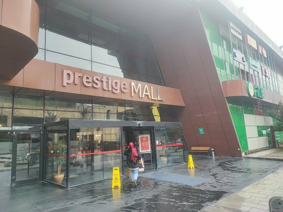 Kozmetik ve parfümeri mağazaları Watsons, İstanbul, foto