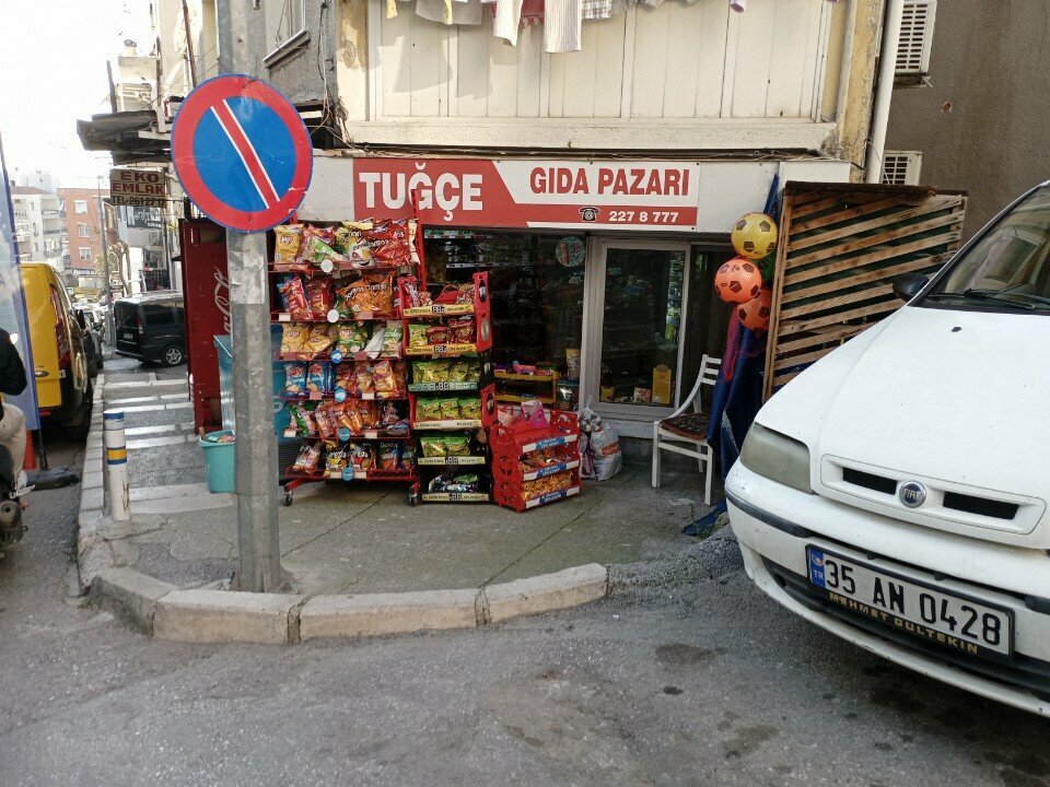 Market Tuğçe Gıda Pazarı, İzmir, foto