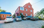 Гостевой дом на Гагарина (ulitsa Gagarina No:87, posyolok Kuchugury), otel  Krasnodarski krayından