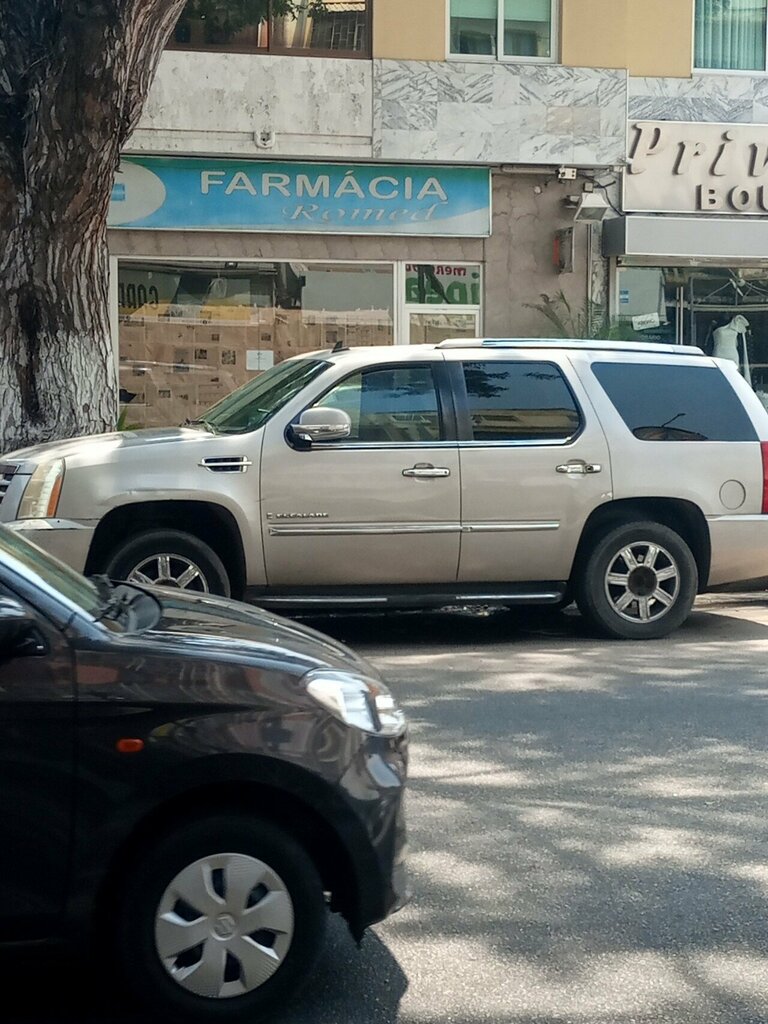 Eczaneler Farmácia Romed, Loanda, foto