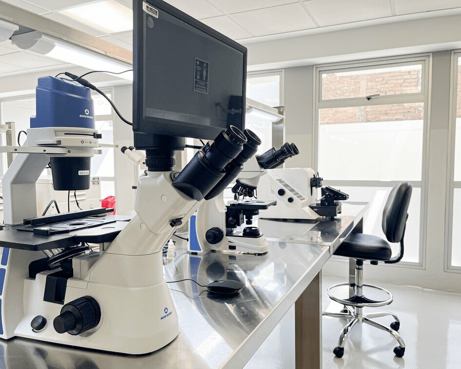 Bilim araştırma enstitüsü Virology Research Center - Usmp, Lima, foto