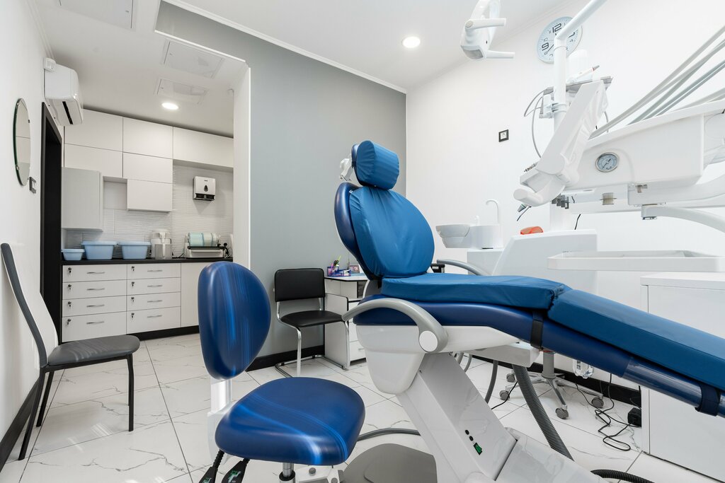 Özel ağız ve diş sağlığı klinikleri ve muayenehaneleri Intan, Saint‑Petersburg, foto