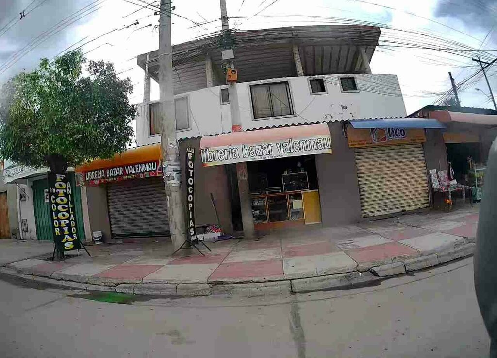 Kırtasiyeler Valenmau Bazaar Bookstore, Cochabamba, foto