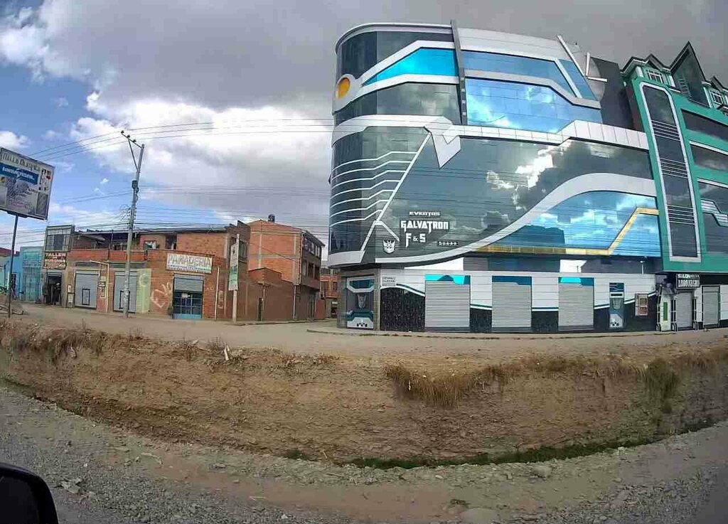 Kutlama sunucuları Galvatron, El Alto, foto