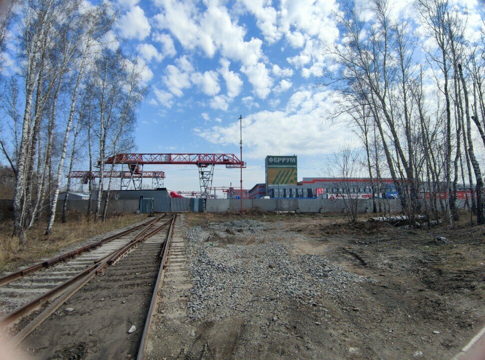 Boru tesisatı ve aksesuarları Skladskoy kompleks Chtpz, Novosibirsk, foto