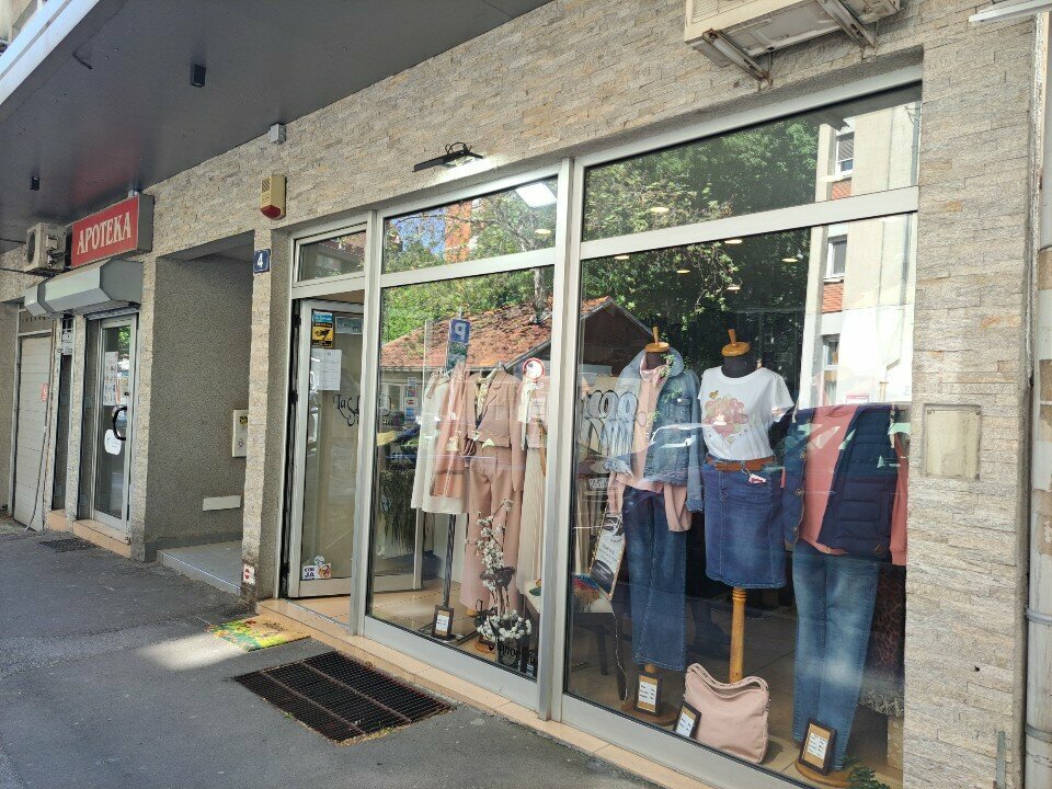 Giyim mağazası La Signorina, Belgrad, foto