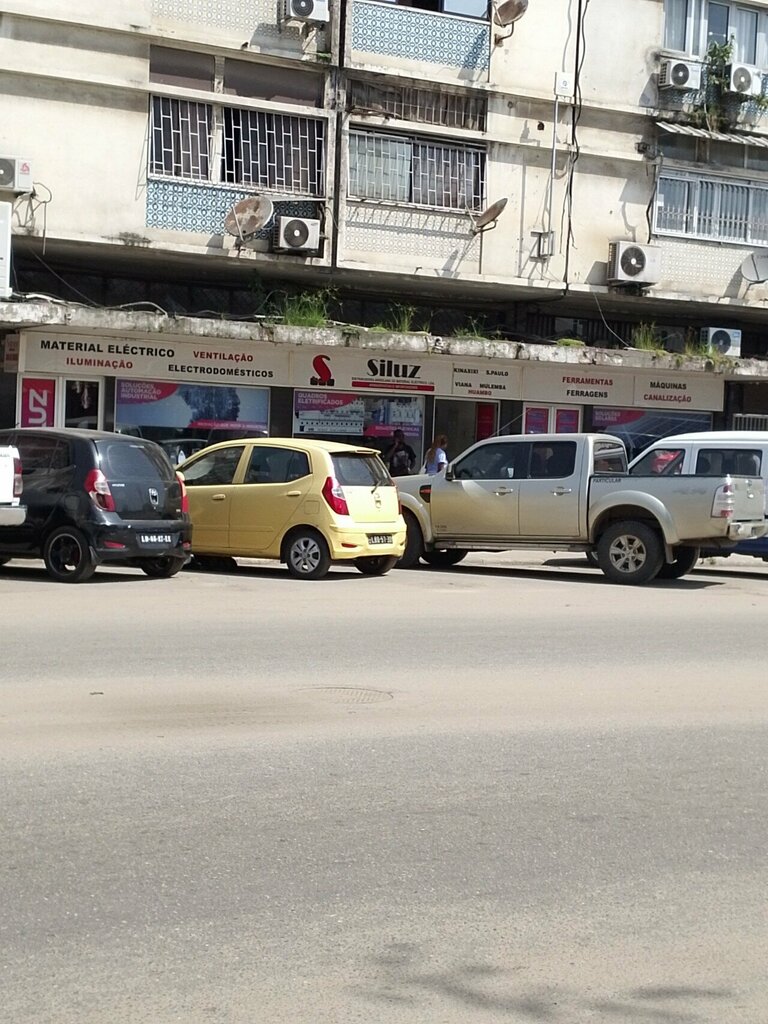 Alışveriş merkezleri Siluz São Paulo, Loanda, foto