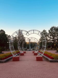 Городской сквер (Viciebskaja voblasc, Navapolask, Gorodskoy skver), kültür ve eğlence parkları  Navapolatsk'tan