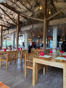 Desi Si Food Garage (Southern, Town of Hikkaduwa), kafe  Hikkaduwa'dan