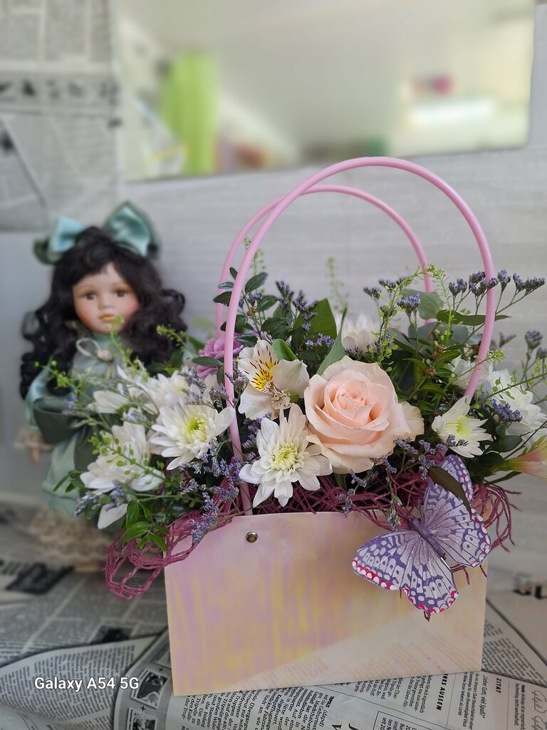 Çiçekçiler Магазин цветов, Moskova, foto