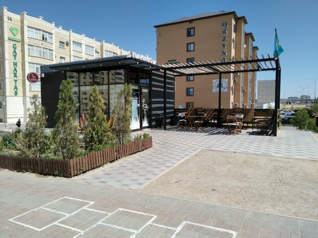 Kahve dükkanları Flamingo, Aktav, foto