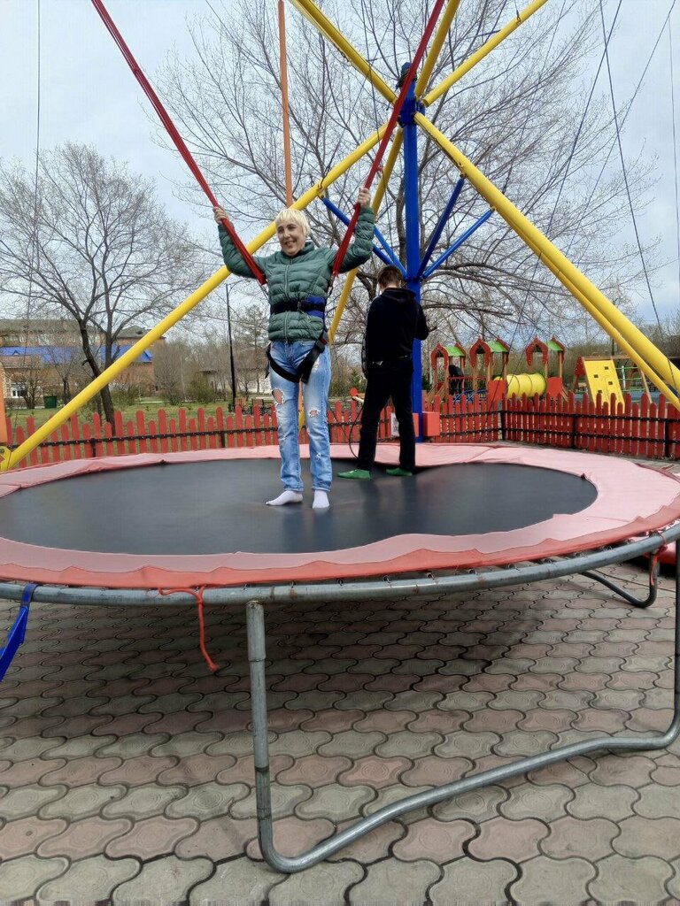 Lunapark Батут Кенгуру, Çernogorsk, foto