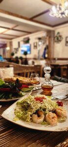 Bizon (Karachaevskaya Street No:60, Resort Settlement of Dombay), restoran  Karaçay‑Çerkez Cumhuriyeti'nden