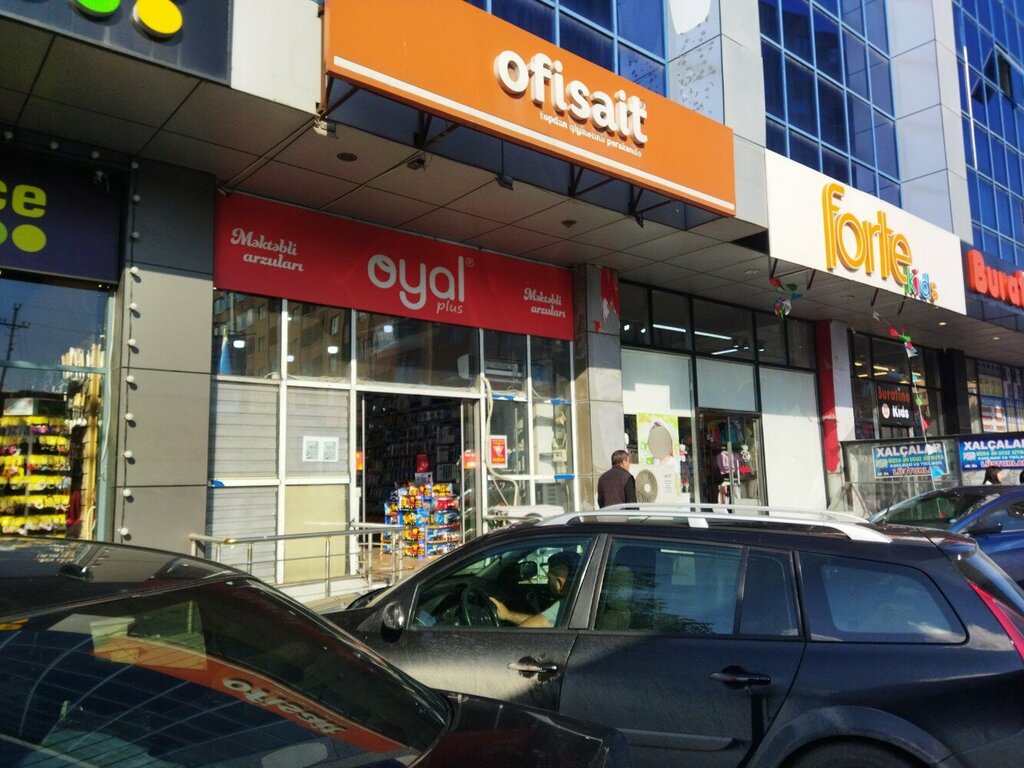 Kırtasiyeler Ofisait, Bakü, foto