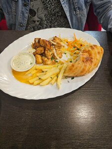 Dolina (Bolshoy Vasilyevskogo Ostrova Avenue No:82), kafe  Saint‑Petersburg'dan