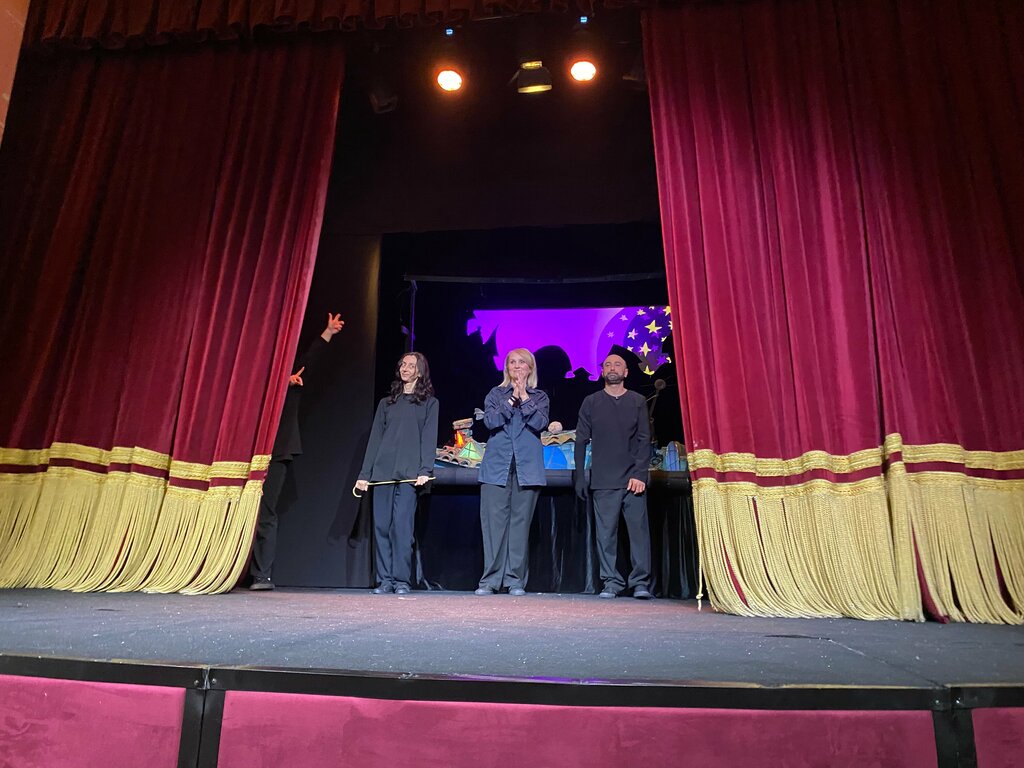 Tiyatrolar Batumi Puppet Theatre, Batum, foto