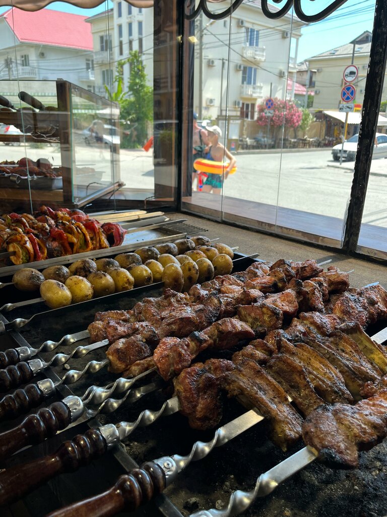 Kafe Шашлычная СемьЯ, Soçi, foto