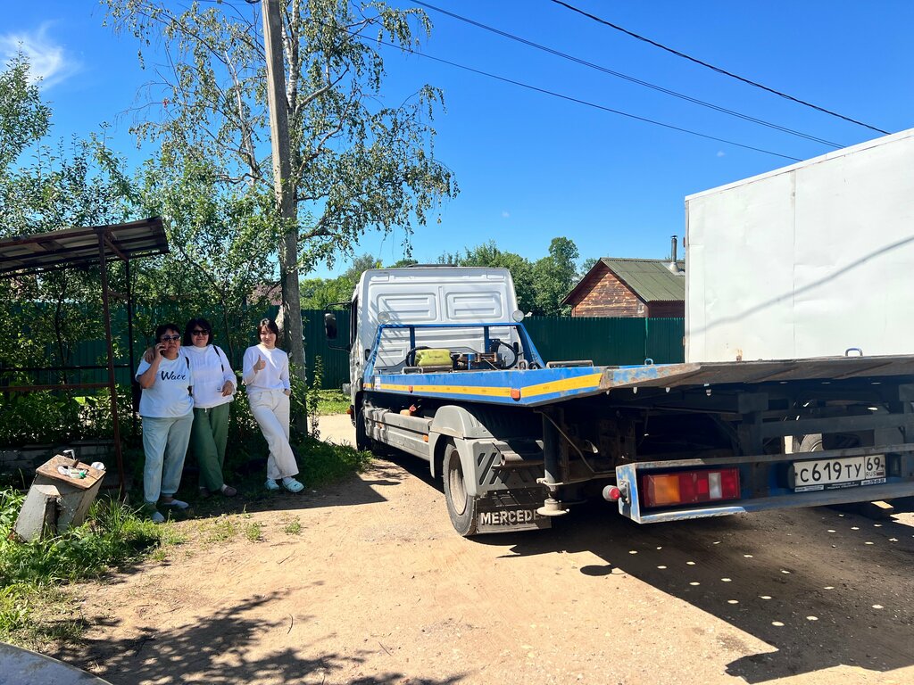 Çekici hizmeti Эвакуатор, Tverskaya oblastı, foto