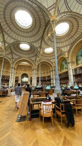 National Library of France (Paris, 13e Arrondissement, Quartier de la Gare), kütüphaneler  Paris'ten