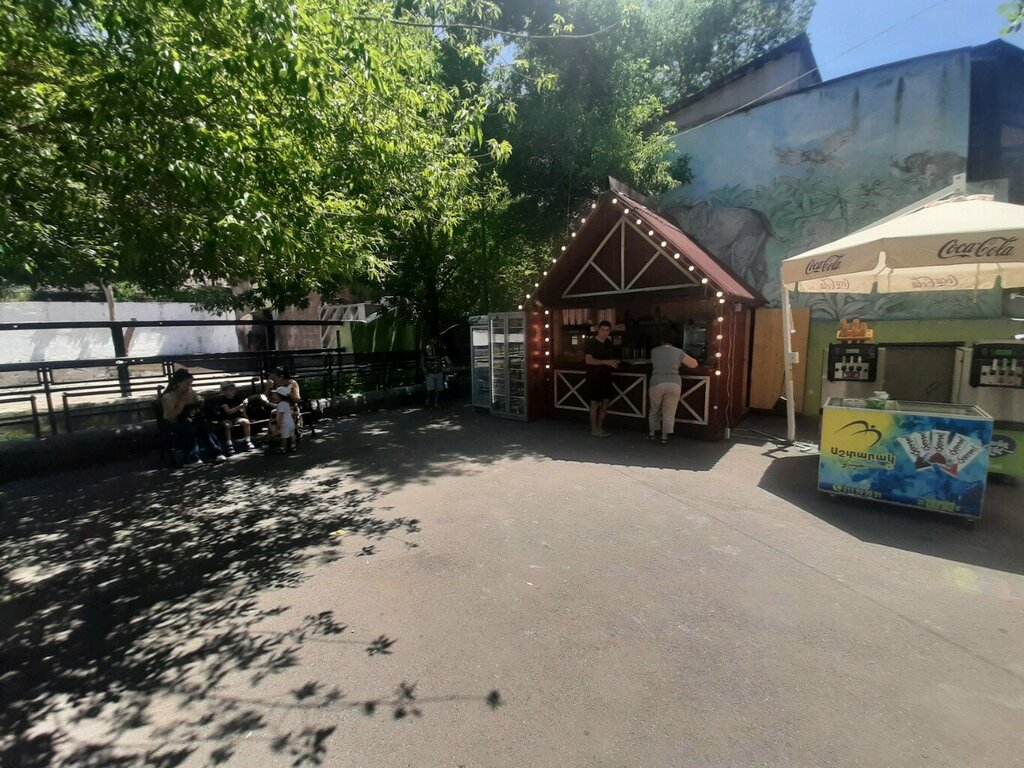 Kahve dükkanları Кофейня, Erivan, foto
