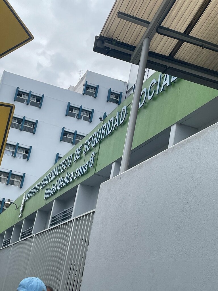 Tıp merkezleri ve klinikler Igss zona. 6, Guatemala, foto