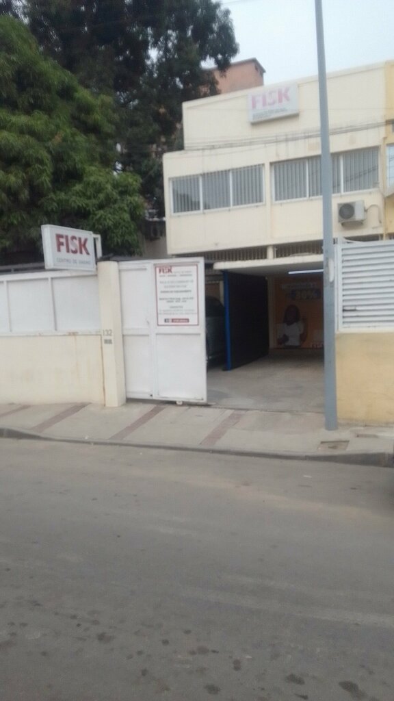 Eğitim merkezleri Fisk, Loanda, foto