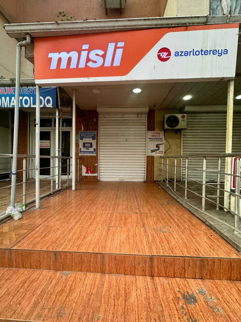 Şans oyunu bayileri Misli, Bakü, foto