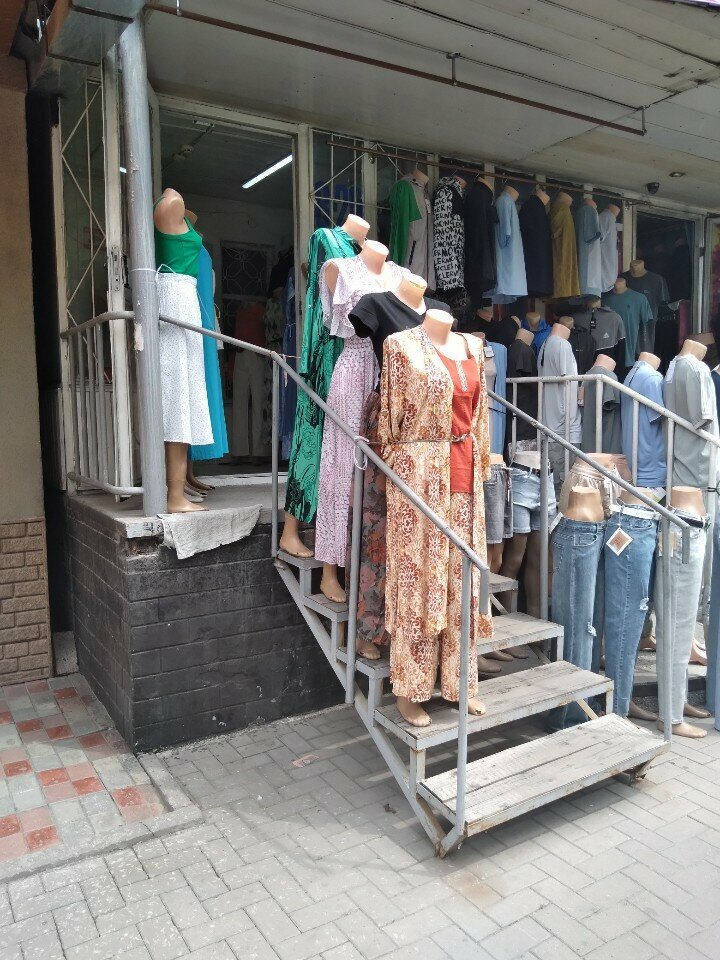 Giyim mağazası Khanshayym, Taldıkorgan, foto