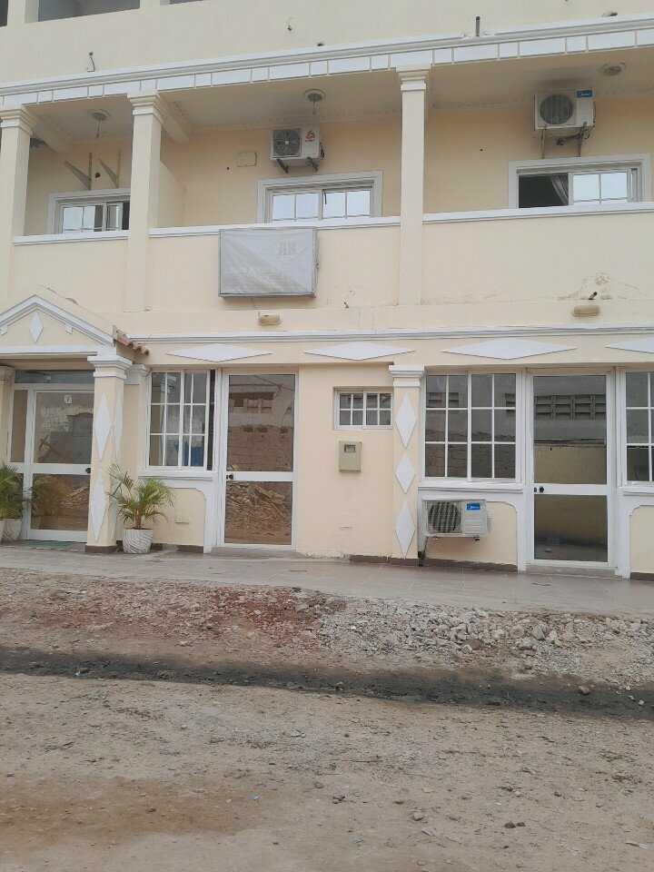 Otel Adriano Humba e filhos, Loanda, foto