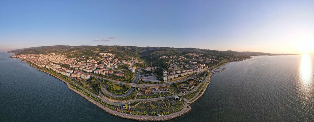 Belediyeler, devlet daireleri Karamürsel Belediyesi, Karamürsel, foto