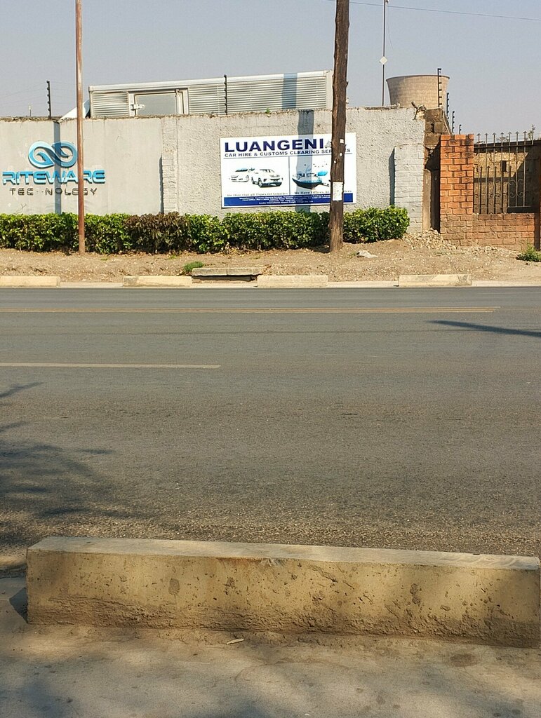 Seyahat acenteleri Luangeni Car Hire And Tours, Lusaka, foto