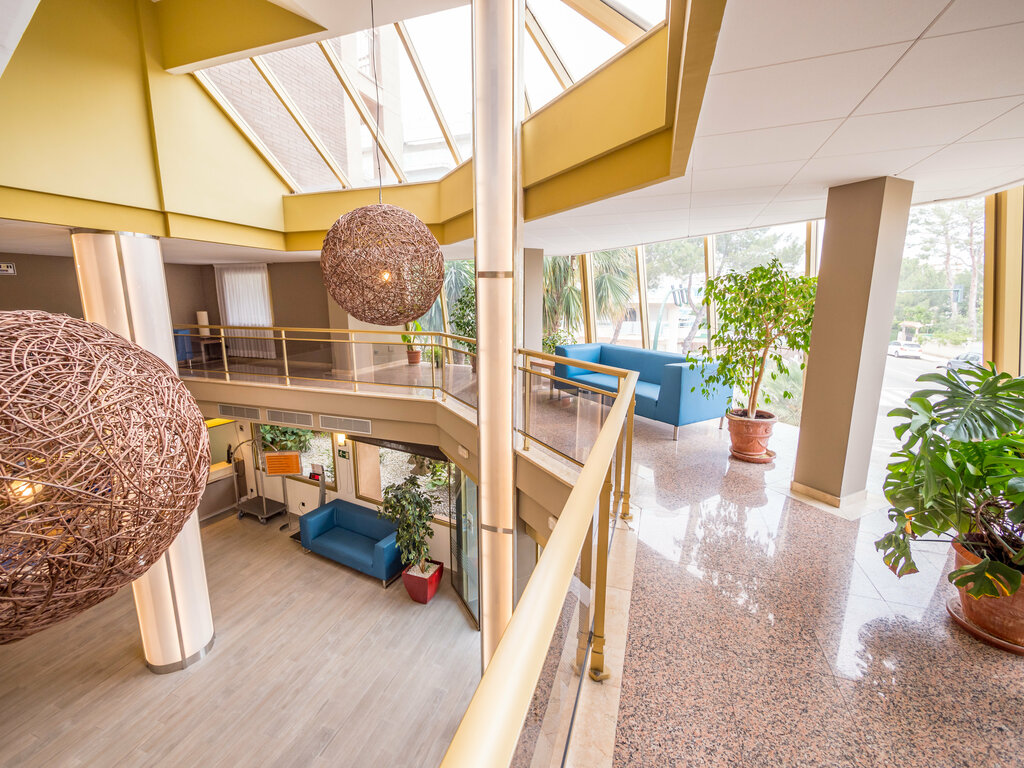 Otel Golden Avenida Family Suites, Katalonya, foto
