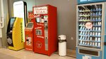 Автомат по продаже газированной воды (Partizana Germana Street No:2), vitamin bar  Saint‑Petersburg'dan