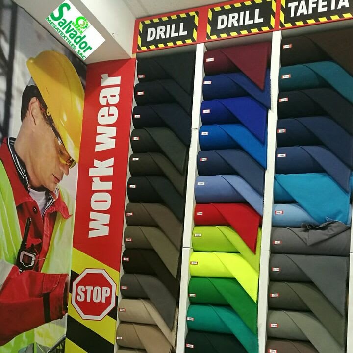 Üniforma üreticileri Megatextiles Salvador Sac, Lima, foto