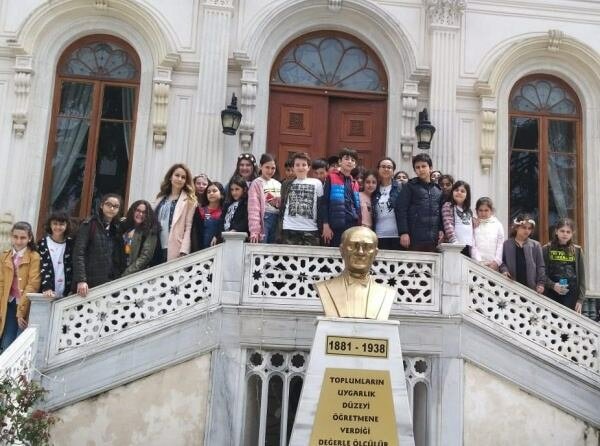 Ortaokul Prof. Dr. Erol Güngör Ortaokulu, İstanbul, foto